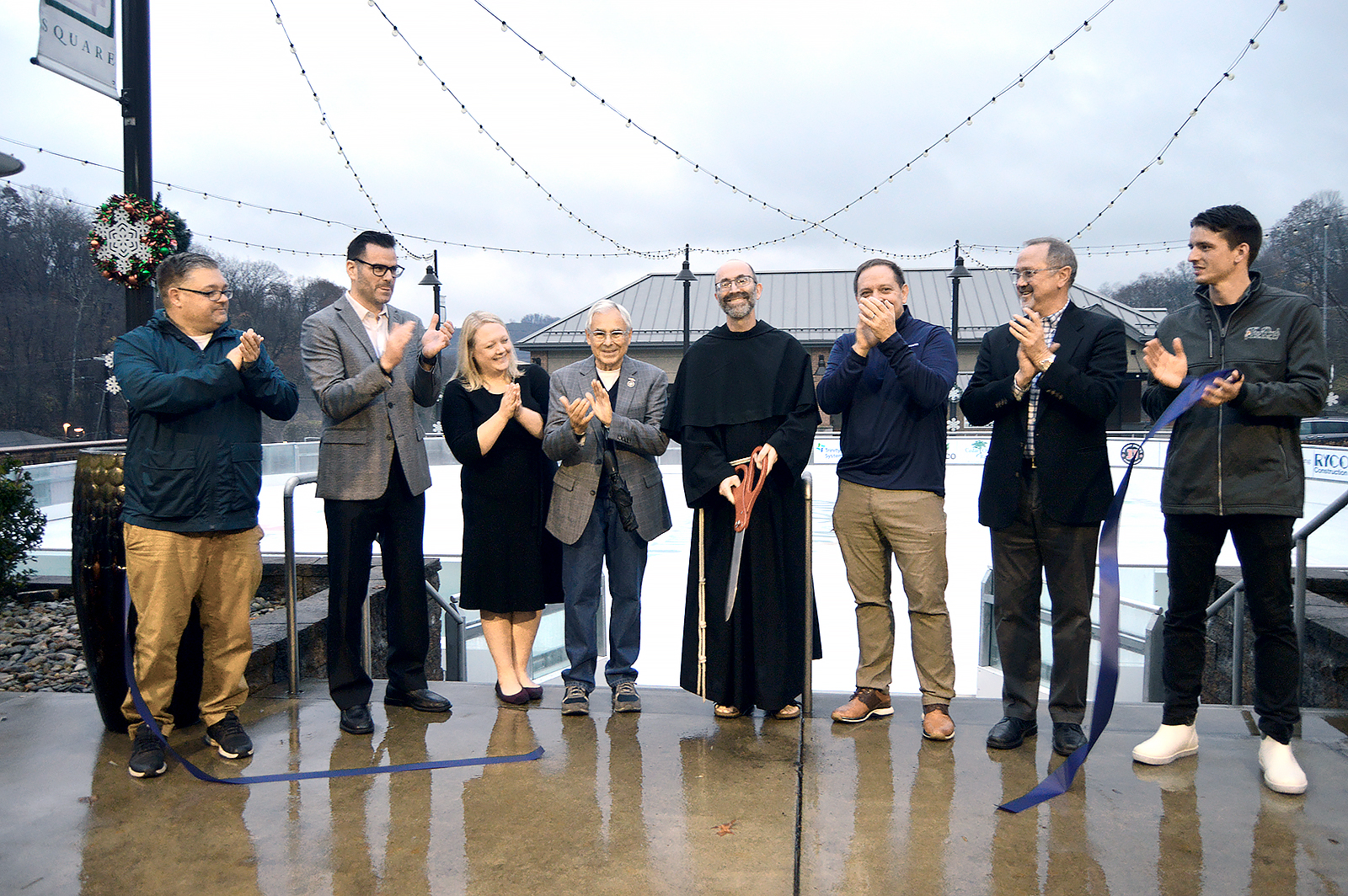 Ice Rink Ribbon | News, Sports, Jobs - The Herald Star